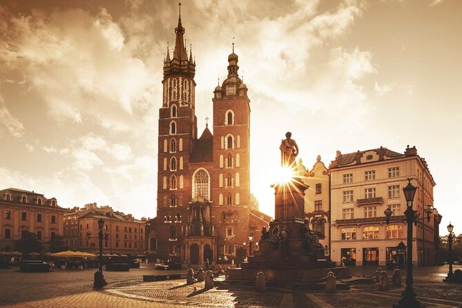 2 Days Tour to Auschwitz and Krakow from Warsaw - The Experience: What You Can Expect