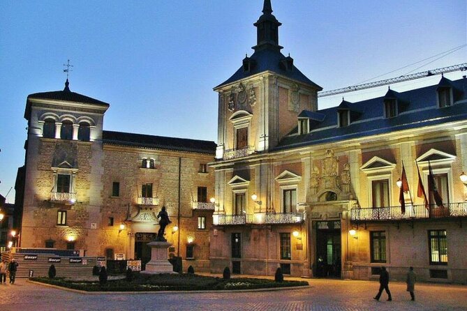 2-Hour Tour of the Madrid of Mysteries - Key Points