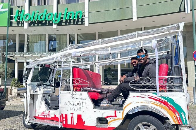 2 Hours Private Tuk Tuk Tour in Lisbon - The Experience: What You Can Expect