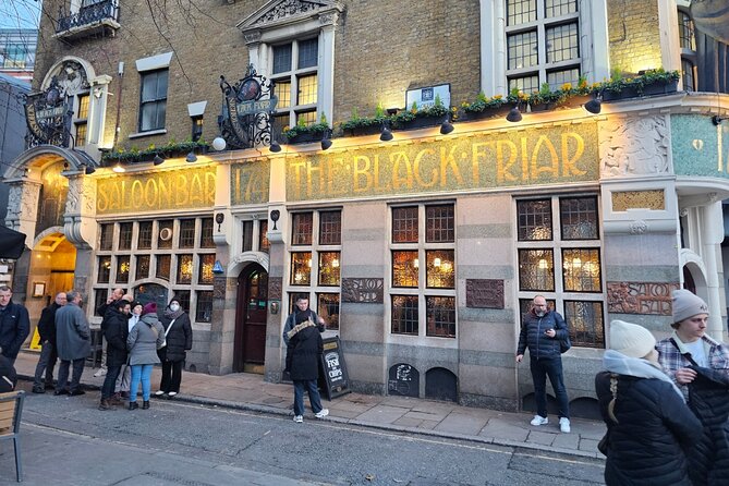 3-Hour Historic Pub Experience in London - A Walk Through London’s Historic Boozers