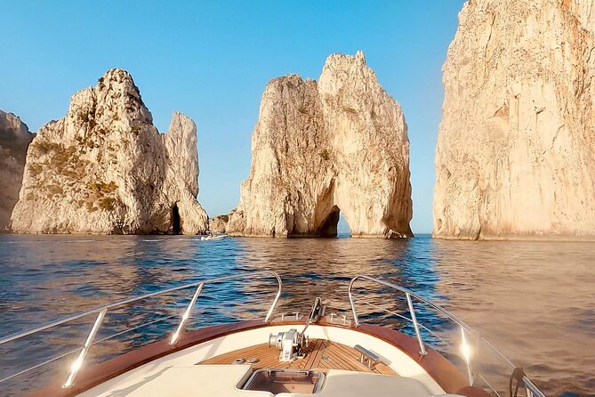 3 hours Comfortable Capri Private Tour by Boat - A Detailed Look at What This Tour Offers