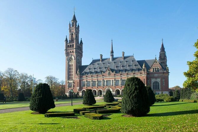 90 minutes Self Guided Walking Tour with puzzles in Den Haag - What the Experience Looks and Feels Like