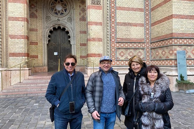 A Journey through Jewish Budapest - Private Walking Tour - Detailed Breakdown of the Itinerary