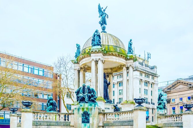 A Walk Through Time: History of Liverpool Walking Tour - What Makes This Tour Stand Out?