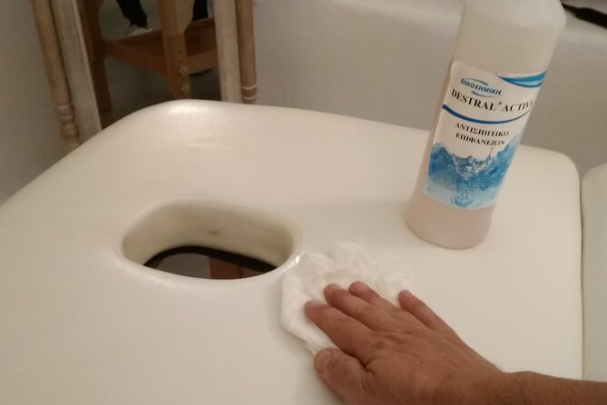 Akrotiri: Singles' Aromatherapy Massages - Key Points