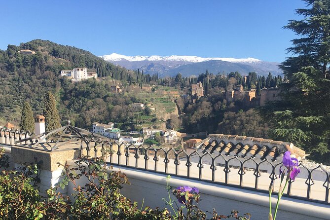 Albaicín and Sacromontes Iconic Sights: A Self-Guided Audio Tour - An In-Depth Look at the Experience