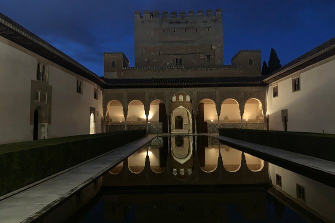 Alhambra: Night Visit to Nasrid Palaces - The Practicalities: Price, Duration, and Comfort