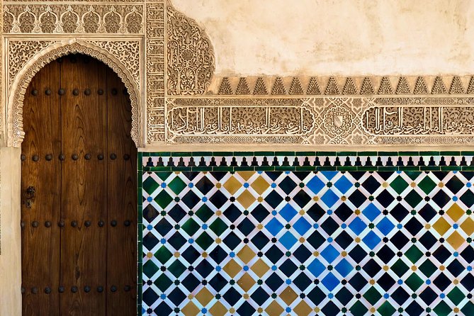 Alhambra Private Tour from Motril: with transport and skip-the-line-tickets - What Makes This Tour Stand Out?