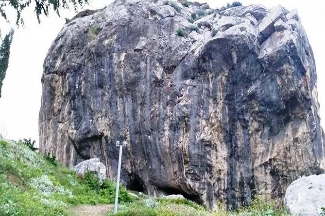 All Day Tour of Përmet - Discovering Përmet: A Scenic Day Out