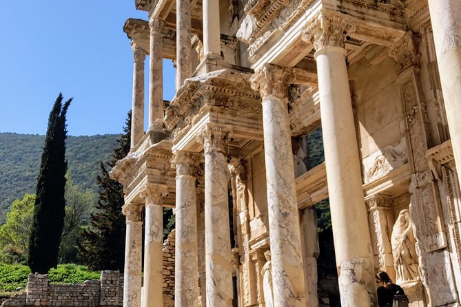 ALL INCLUSIVE Private Guided Tour For Your Family Lunch & Entrances are INCLUDED - A Closer Look at the Ephesus Private Guided Tour