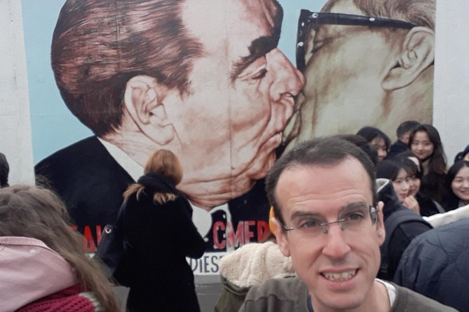 Alternative Berlin Private Tour with Jacob - Graffiti and Squats - An In-Depth Look at the Tour