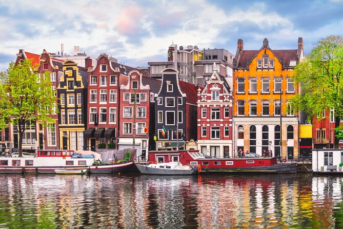 Amsterdam Red Light District Treasure: Self-Guided Tour & Quest - A Deep Dive into the Experience