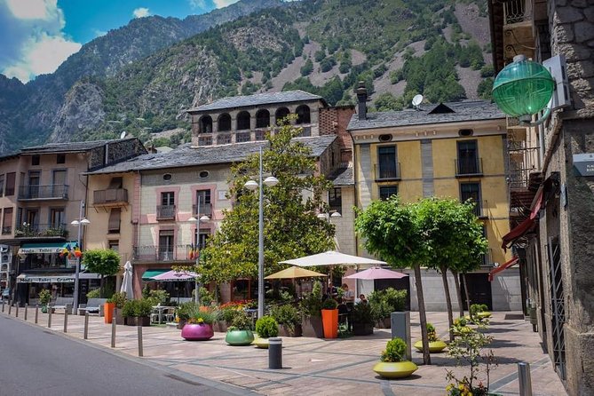 Andorra Private Tour: Sightseeing, Shopping & Traditional Lunch - Exploring the Highlights of the Andorra Private Tour