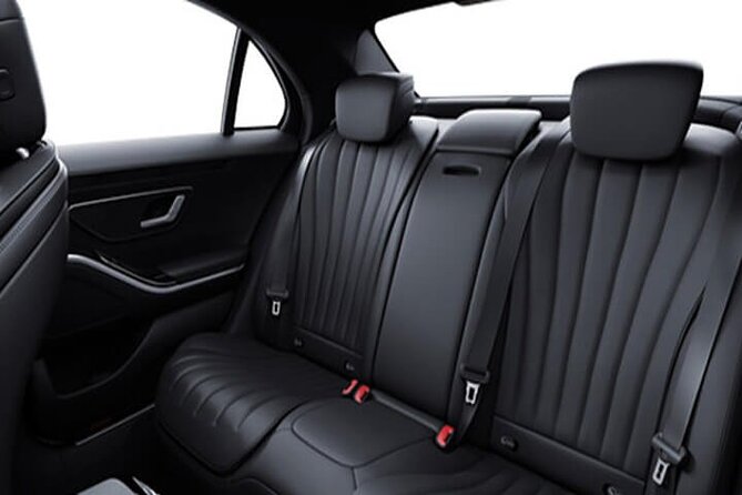 Arrival Transfer Munich Train Station to Munich by Luxury Car - Key Points