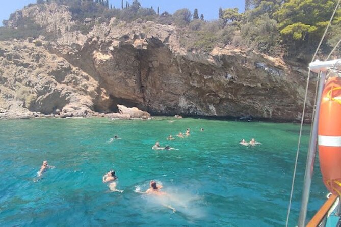 Athens Cruise Tour with Mediterranean BBQ - An In-Depth Look at the Athens Cruise Experience