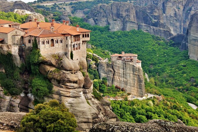 Athens to Meteora Panoramic Day Tour w/ your own Train Ticket English or Spanish - Key Points