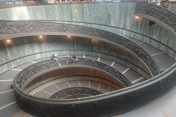 Audio guide in Vatican Museums and Sistine Chapel - An In-Depth Look at the Vatican Museums and Sistine Chapel Self-Guided Tour