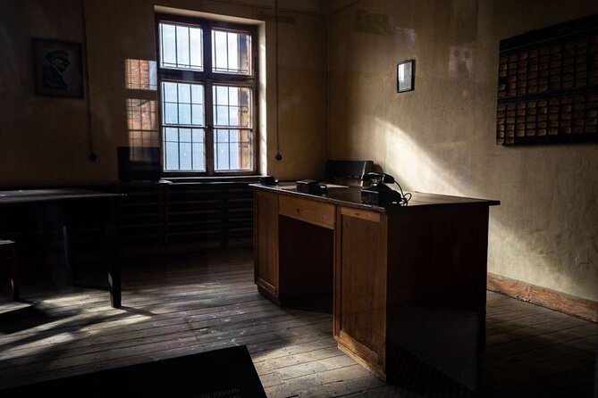 Auschwitz Birkenau Tour with Pickup and Lunch - Overview of the Tour Experience