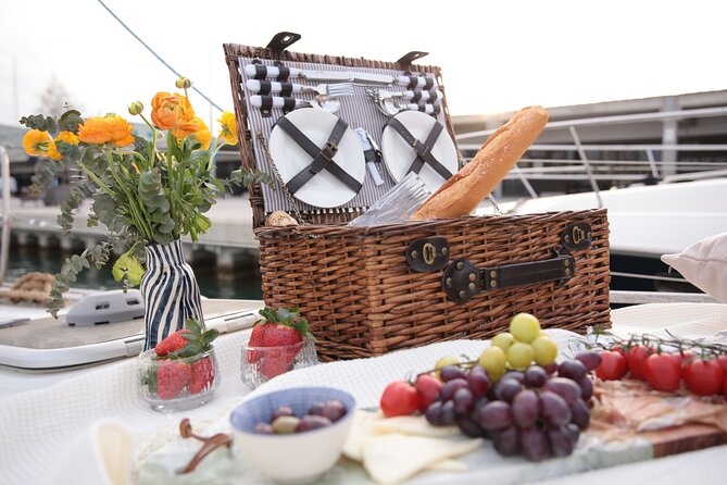 Barcelona Private Romantic Sailing Tour - Who Will Love This Tour?