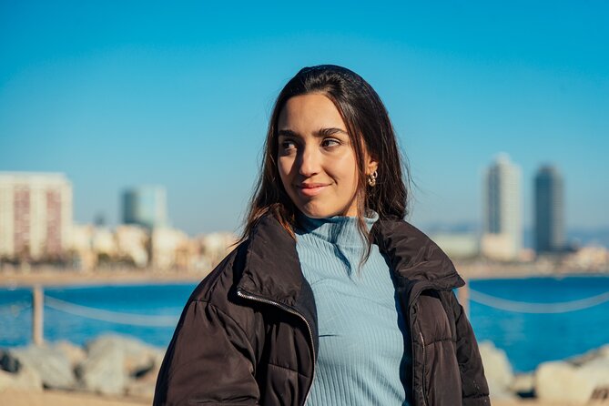 Barcelona: Professional Photoshoot by the Beach - The Highlights and Subtleties