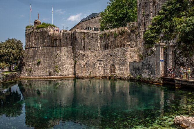 Bay of Kotor Private Full-Day Tour from Dubrovnik - The Journey Begins: From Dubrovnik to Montenegro