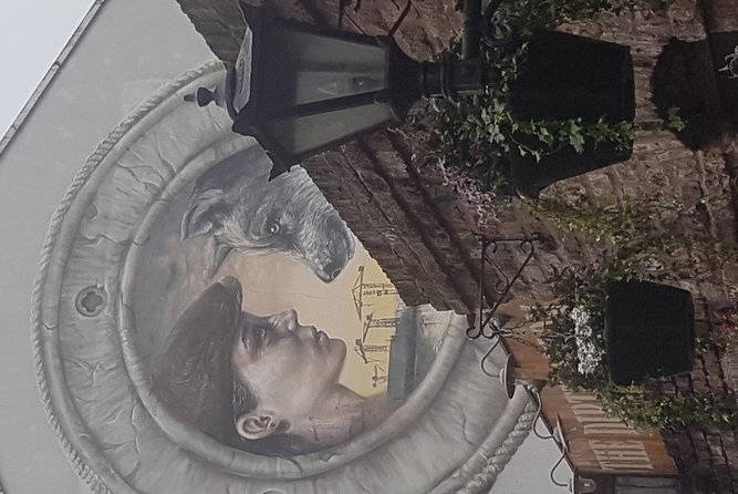 Belfast Music and Street Art Small Group Guided Experience - Exploring Belfast’s Artistic Streets and Melodic Pubs