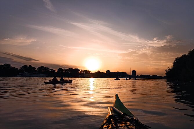 Belgrade sunset kayak tour - What is the Belgrade Sunset Kayak Tour?