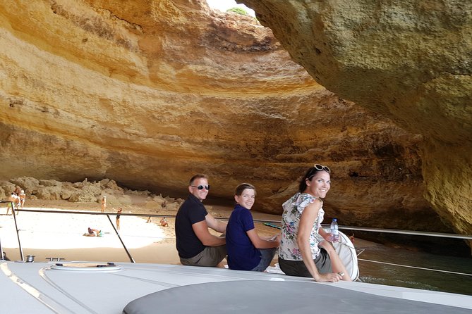 Benagil Cave Tour Sunseeker Portofino 53 5H - Key Points