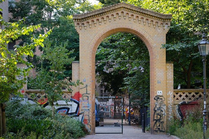 Berlin Off-the-Beaten-Path Walking Tour: Kreuzberg, Mitte and Friedrichshain - Exploring Berlin’s Neighborhoods: From Kreuzberg to Friedrichshain