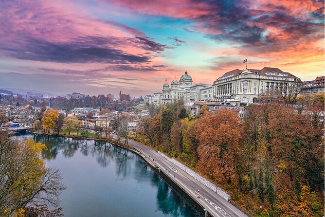 Bern : Private Walking Tour with a Local Guide (Private tour) - Why Choose a Private Guided Tour in Bern?