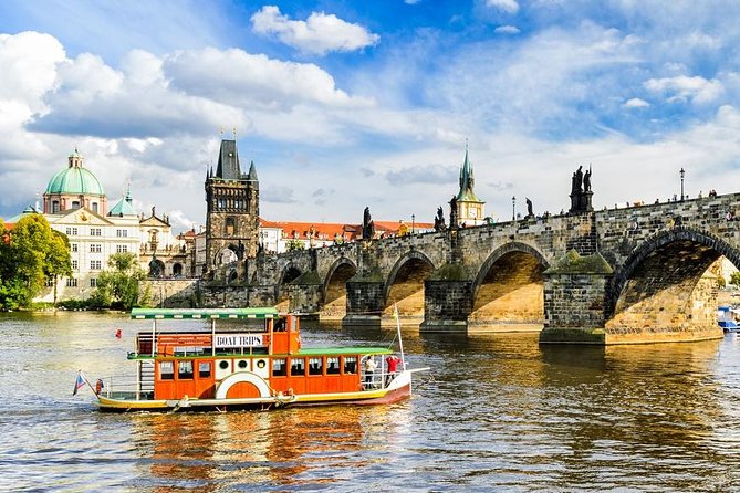 Best of Prague Private Walking Tour (Left and Right Riverbank) - Prague Castle: The City’s Crown Jewel