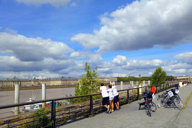 Bordeaux Essentials Sightseeing Bike Tour with a Local Guide - Why You’ll Love the Bordeaux Bike Tour