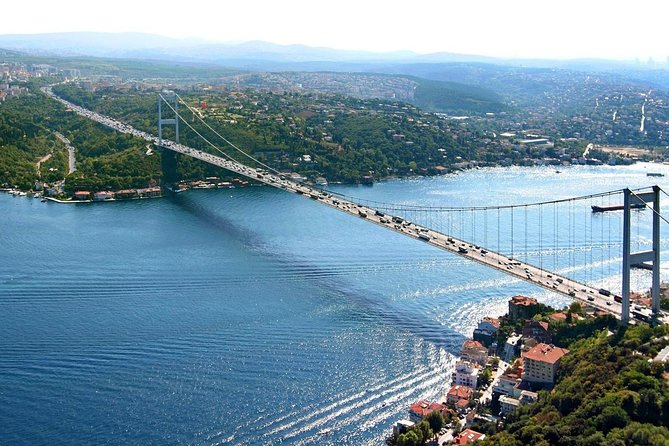Bosphorus Cruise and Asian Side with Lunch from Istanbul - Exploring Istanbul from the Water: The Bosphorus Cruise