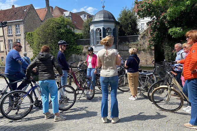 Bruges, Guided Retro Biketour: Highlights and Hidden Gems - A Ride Through History and Hidden Corners
