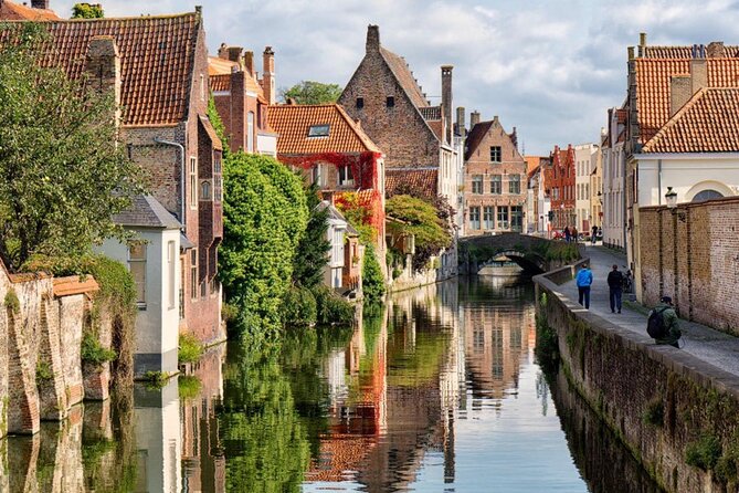 Bruges Small-group Full-day trip by Minivan from Paris - Starting the Day: Early Departure and Comfort