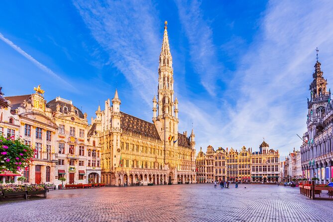 Brussels: City Walk with Audioguide in 7 Languages on your Phone - Key Points