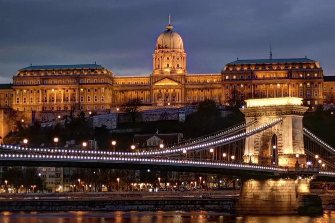 Budapest Parliament interior guided tour with Danube river cruise - Exploring the Hungarian Parliament: History and Architecture