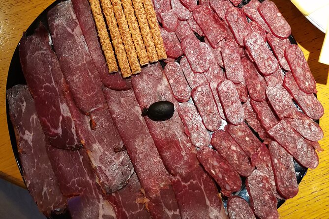 Bulgarian Prime Cuts and Wine Tour - Meeting Location and First Impressions