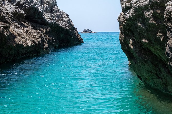 By boat between the sea and the most beautiful beaches! Capo Vaticano - Tropea - Briatico - The Experience: What You Can Expect