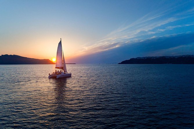 Caldera Cruise with Swim Stops, BBQ on board and drinks! - Exploring the Itinerary: What to Expect from the Cruise
