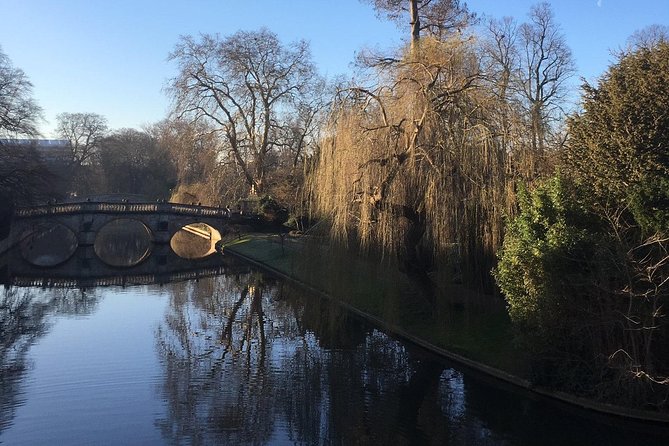 Cambridges Colleges and Classic Sights: A Self-Guided Audio Tour - The Itinerary in Detail: Past the Gates and Into the Heart of Cambridge