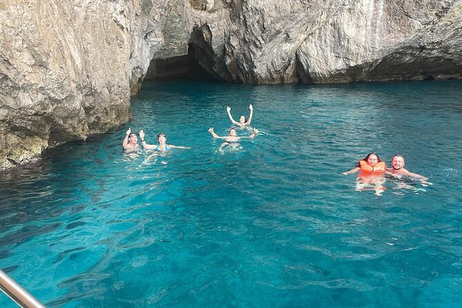 Capri la Dolce Vita - boat tour from Sorrento and Castellammare - A Closer Look at the Itinerary and Highlights