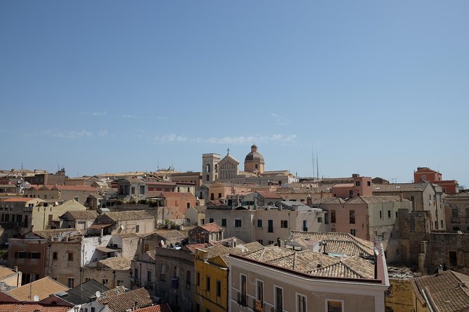 Castello Walking tour and the Giants of Mont'e Prama - Key Points