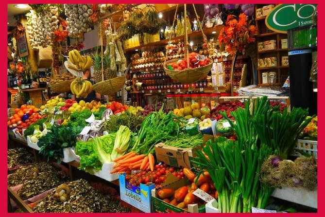 Cesarine: Market Tour & Home Cooking Class in Bari - A Walk Through the Market