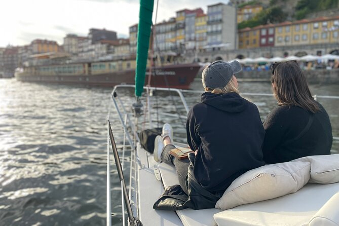 Charming tour of the Douro on an exclusive sailboat for up to 8 people - A scenic, relaxed way to explore the Douro River