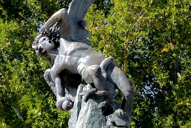Cibeles Rooftop and Retiro Park Tour with professional guide - Practical Aspects and Value