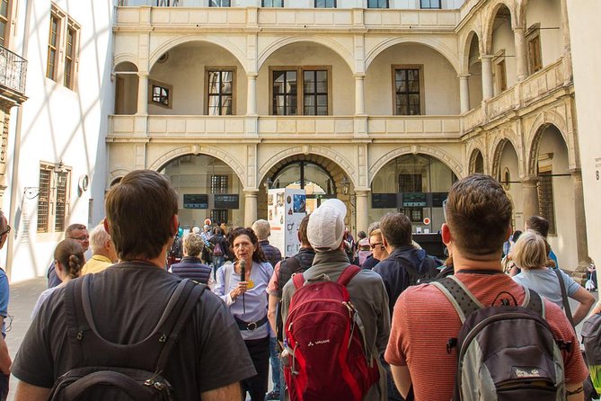 City Tour and Guided Tour in the New Green Vault - Program C - The Festive - A Close Look at the Itinerary