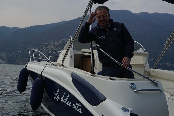 Classic boat tour on Lake Como - Exploring Lake Como by Boat: A Closer Look