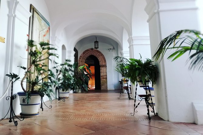 Columbian Places, behind the steps of Christopher Columbus - A Closer Look at the Full-Day Columbus Journey