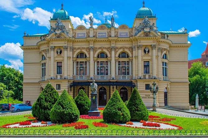 Complete Cracow Bike Tour (small group of maximum 8 people!) - An Overview of the Tour Experience